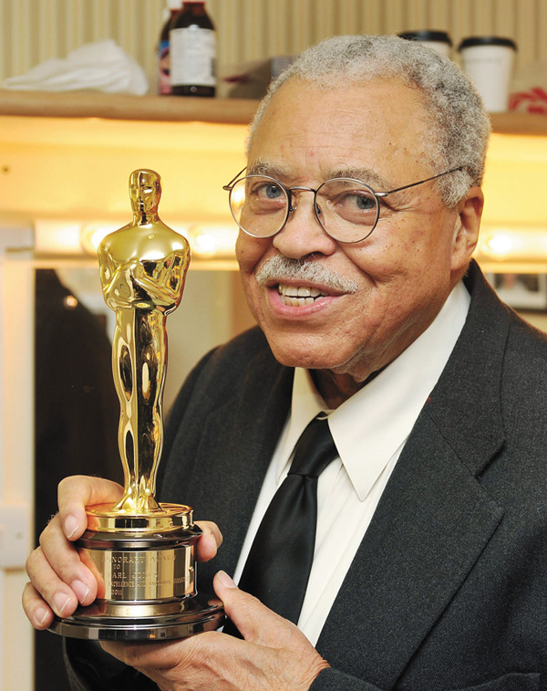 First Oscar of season goes to legendary actor James Earl Jones | New ...