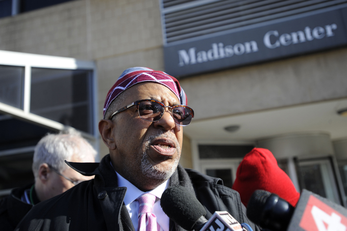 Prep football star to stand trial for assault, faces 10 years | New ...