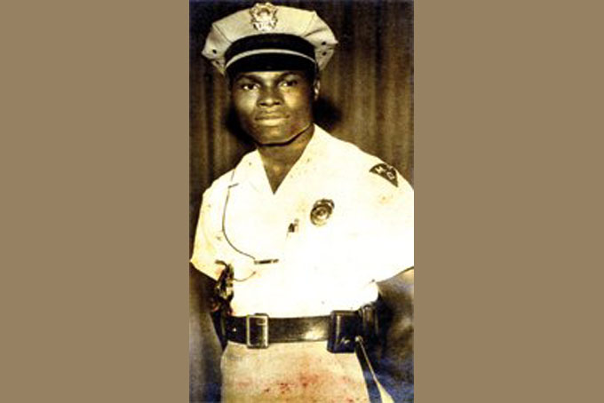 Black officers: White culture impairs policing Blacks | New Pittsburgh ...