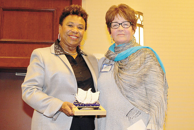 Congresswoman Barbara Lee accepts Thomas Merton Award | New Pittsburgh ...
