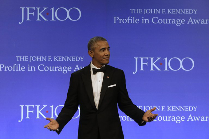 Obama starts defining his new role in the age of Trump | New Pittsburgh ...