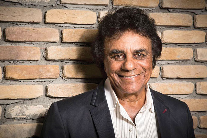 ‘The Voice of Romance’...Iconic Singer Johnny Mathis performs at Heinz ...