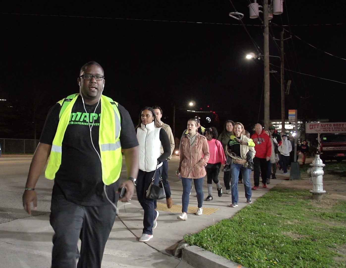 Atlanta's Love Beyond Walls founder Terrence Lester makes historic trek ...