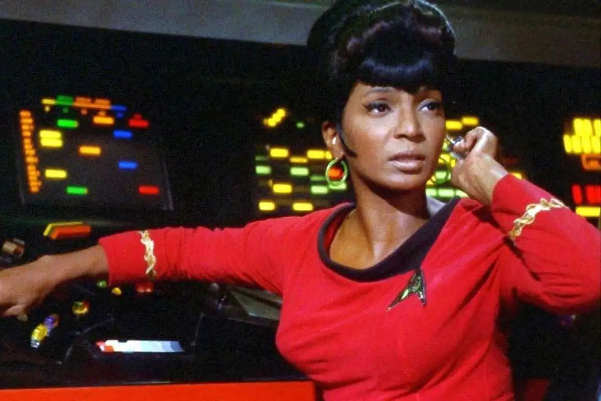Bill Neal: Reflecting on Bill Russell and Nichelle Nichols | New ...