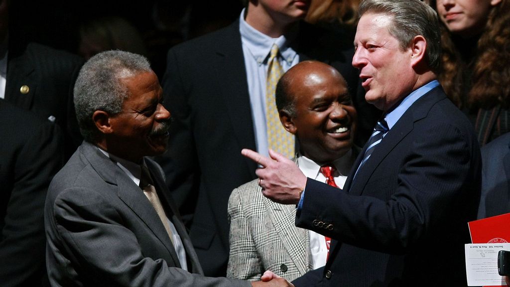 Bernard Shaw, icon Of TV news journalism, dies at 82 | New Pittsburgh ...