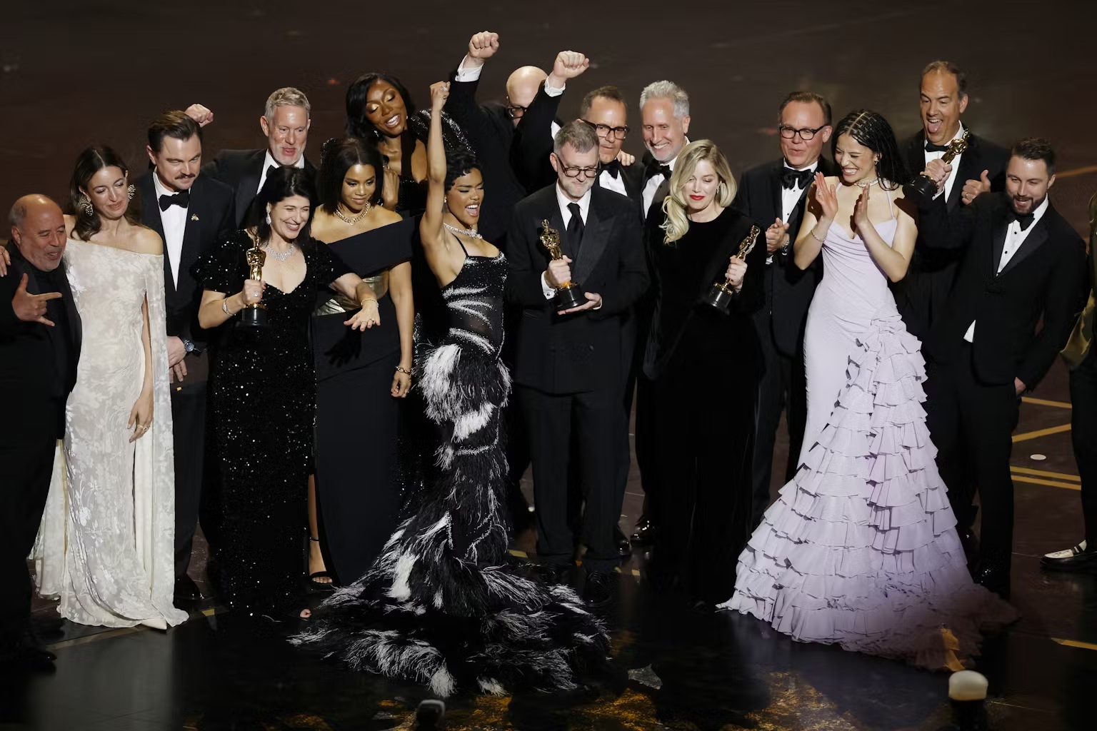 From flat jokes, to politics, to red‑carpet dazzle: 5 experts unpack ...