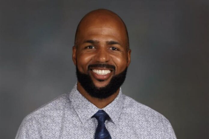 Teach Plus Teacher Leader Leon Smith Named 2026 National Teacher of the ...